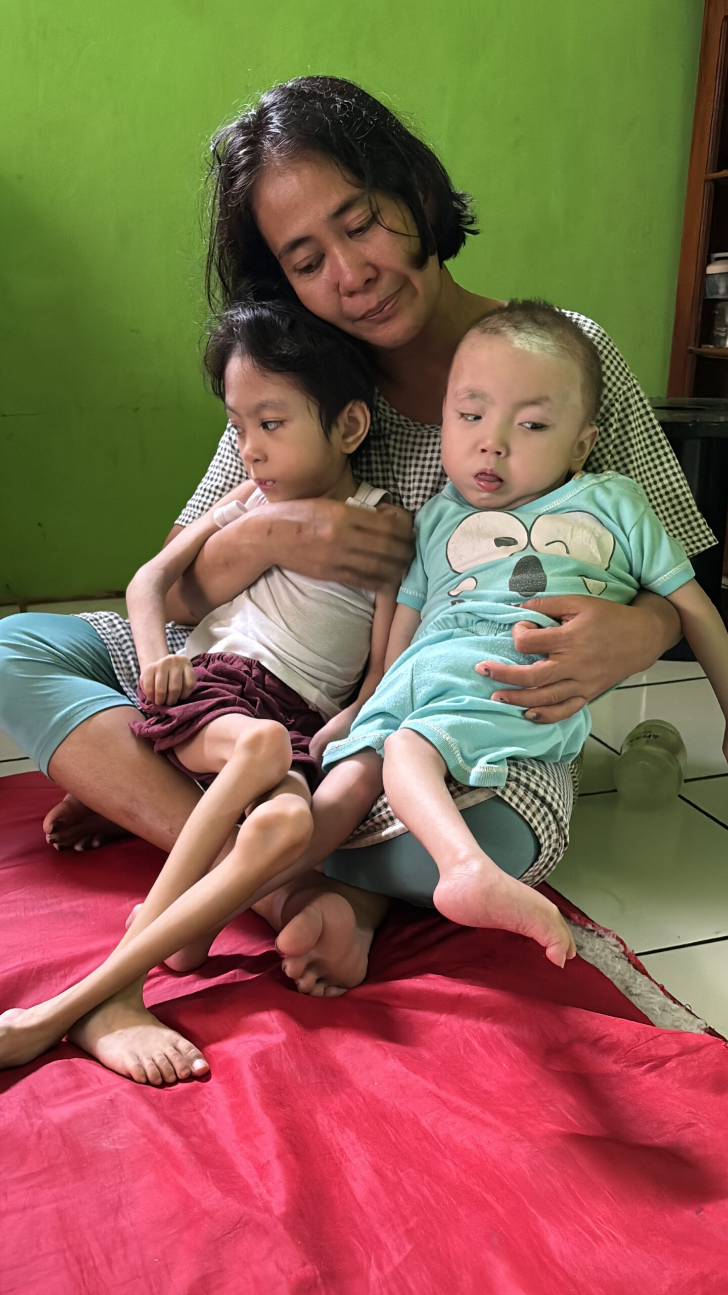 Campaign - Bantu kakak beradik alkha dan akhtar sembuh | Forhumanity.id